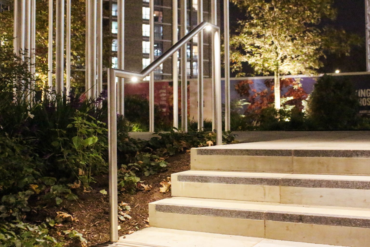 LED Handrails | Illuminated LED Handrails & Balustrades.